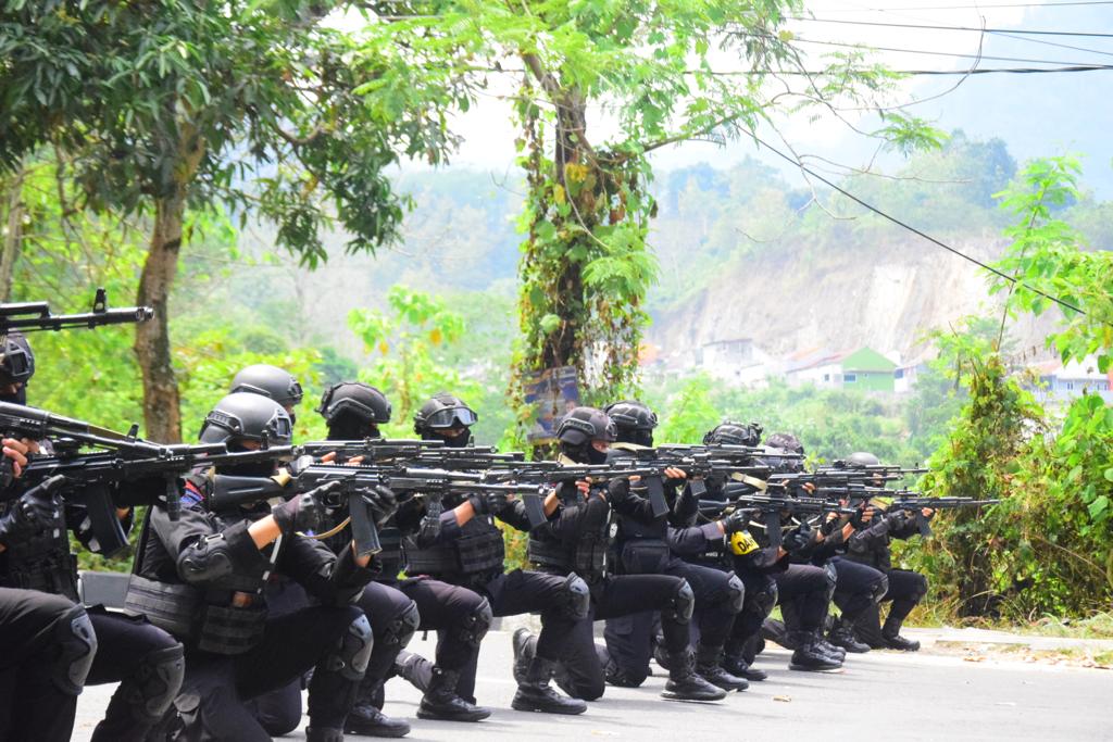 SAT BRIMOB POLDA JABAR BERSAMA POLRES SUKABUMI GELAR SISPAMKOTA - Pilar ...